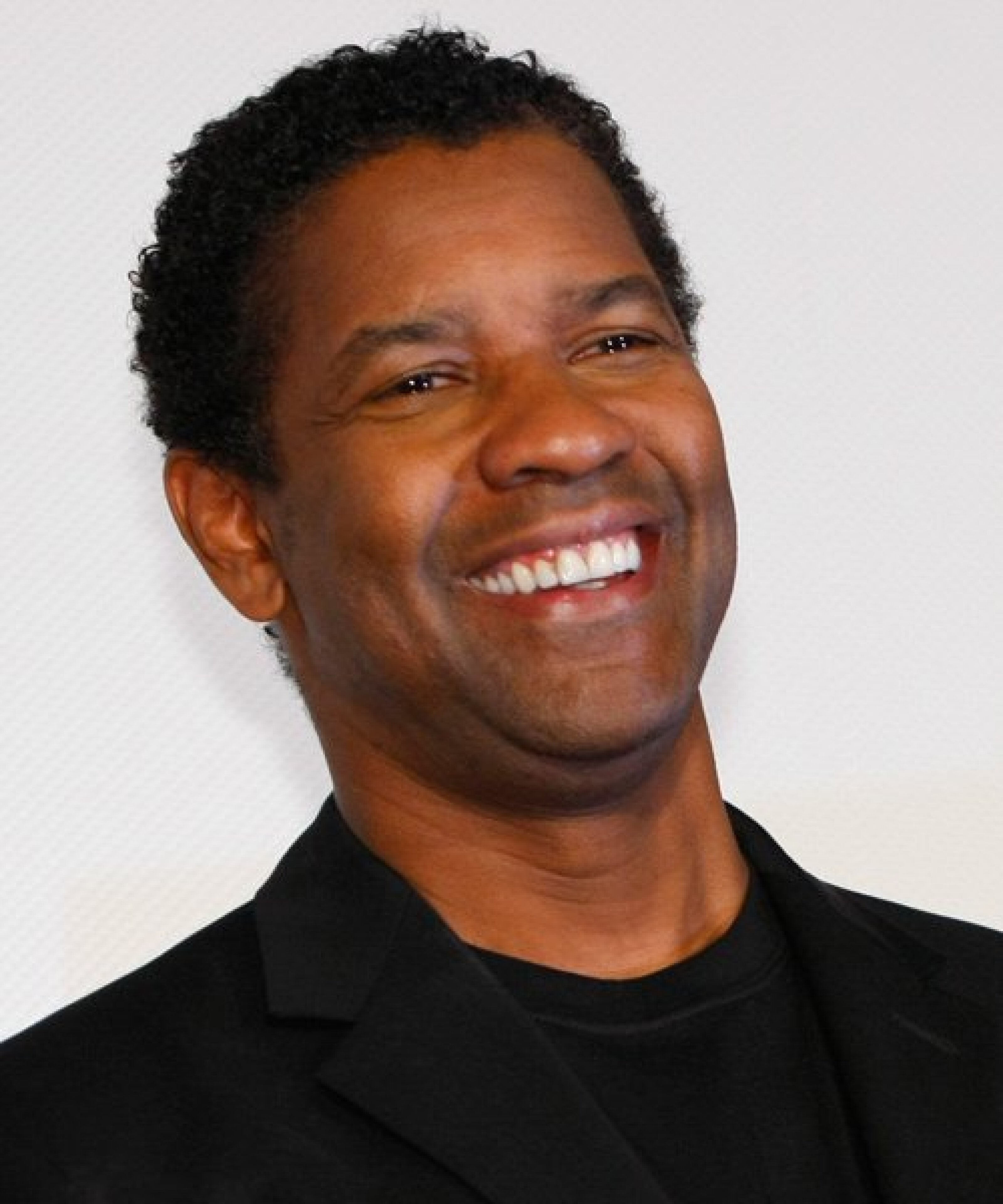 Son cincuentones y muy atractivos