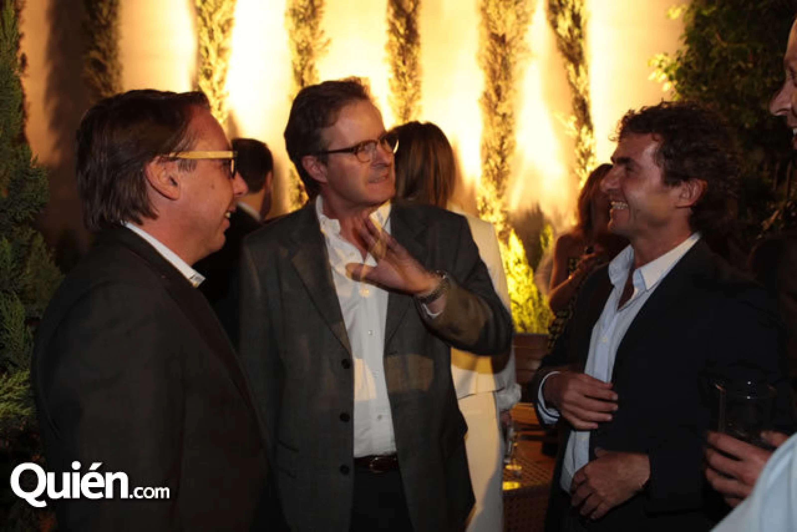 Emilio Azcárraga y Sharon Fastlich en presentación de joy...