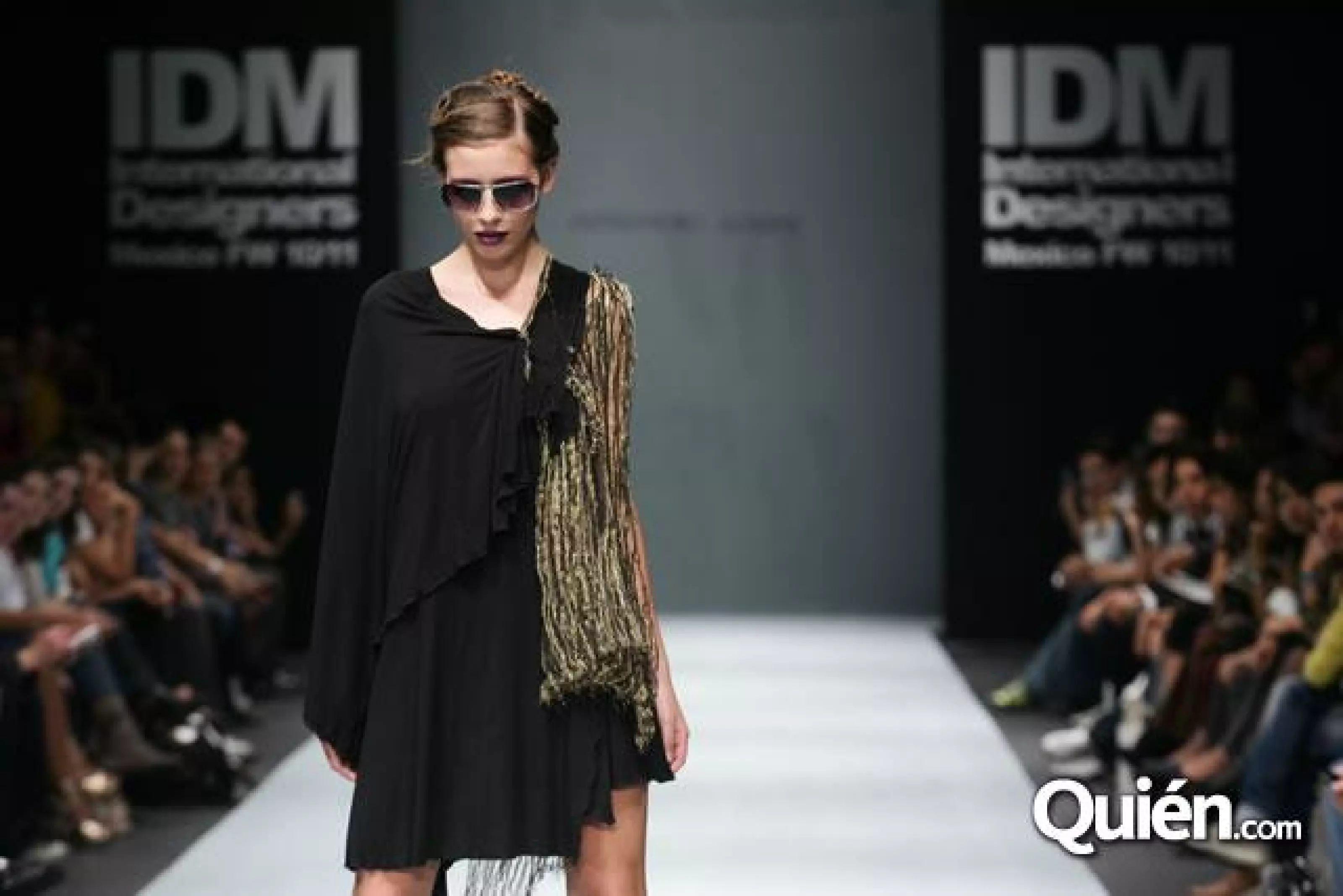 Alessandro Alviani de-construction