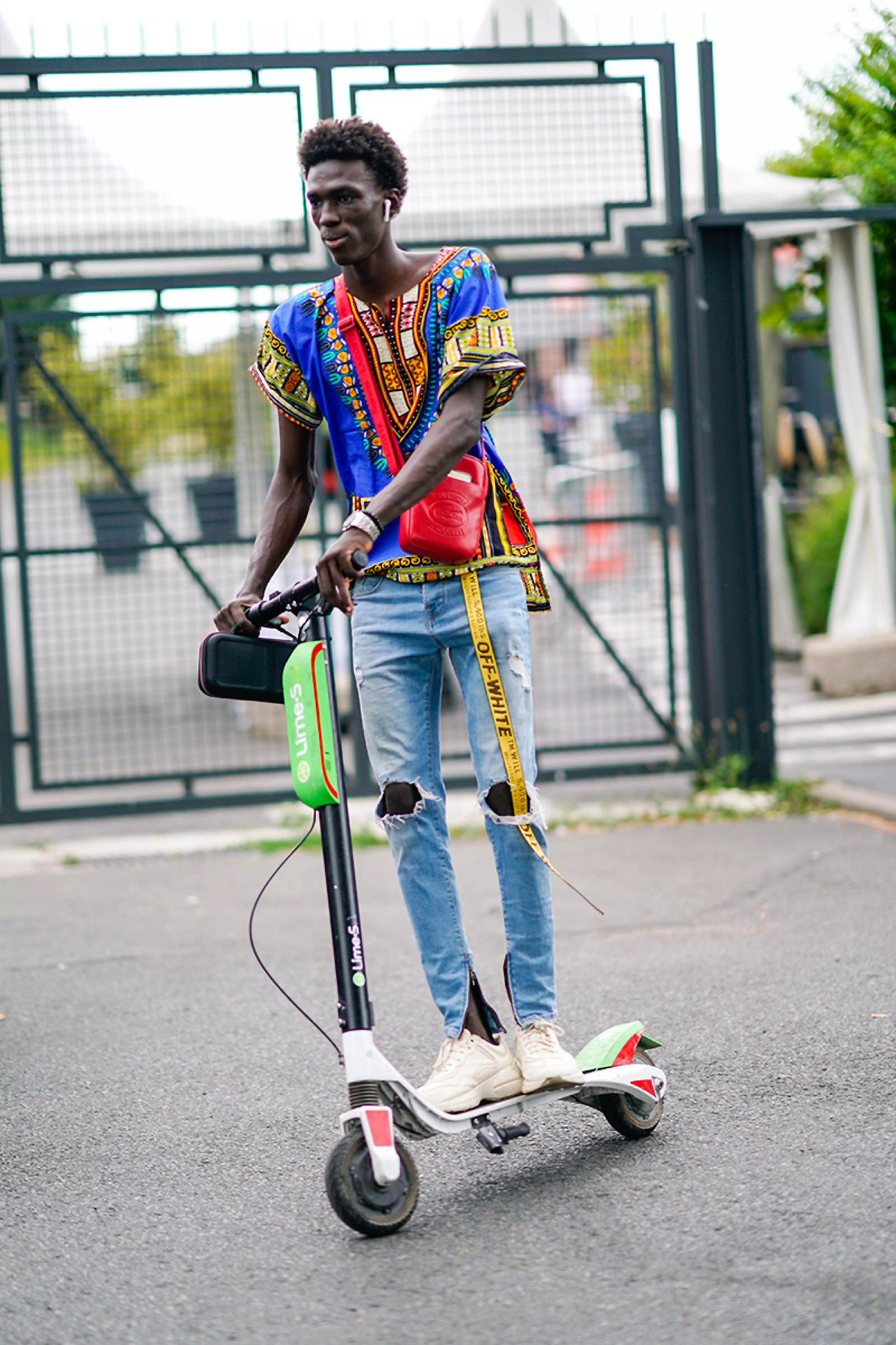 Los mejores looks de street style... ¡en scooter! (leíste bien, en scooter)