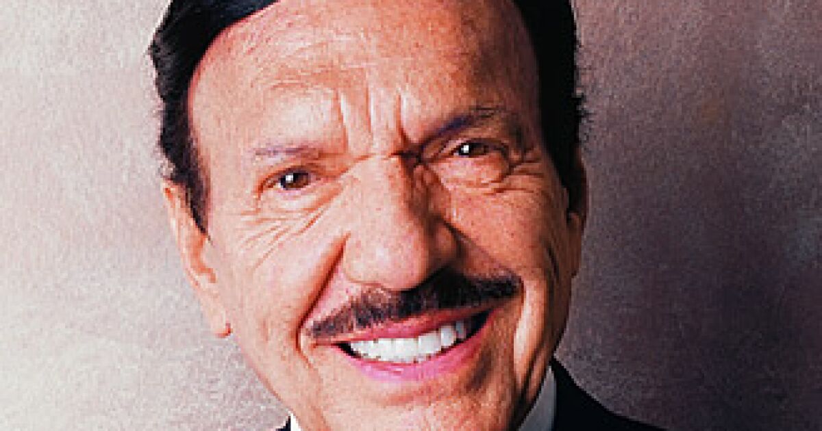 Roberto González, por Alfonso Romo