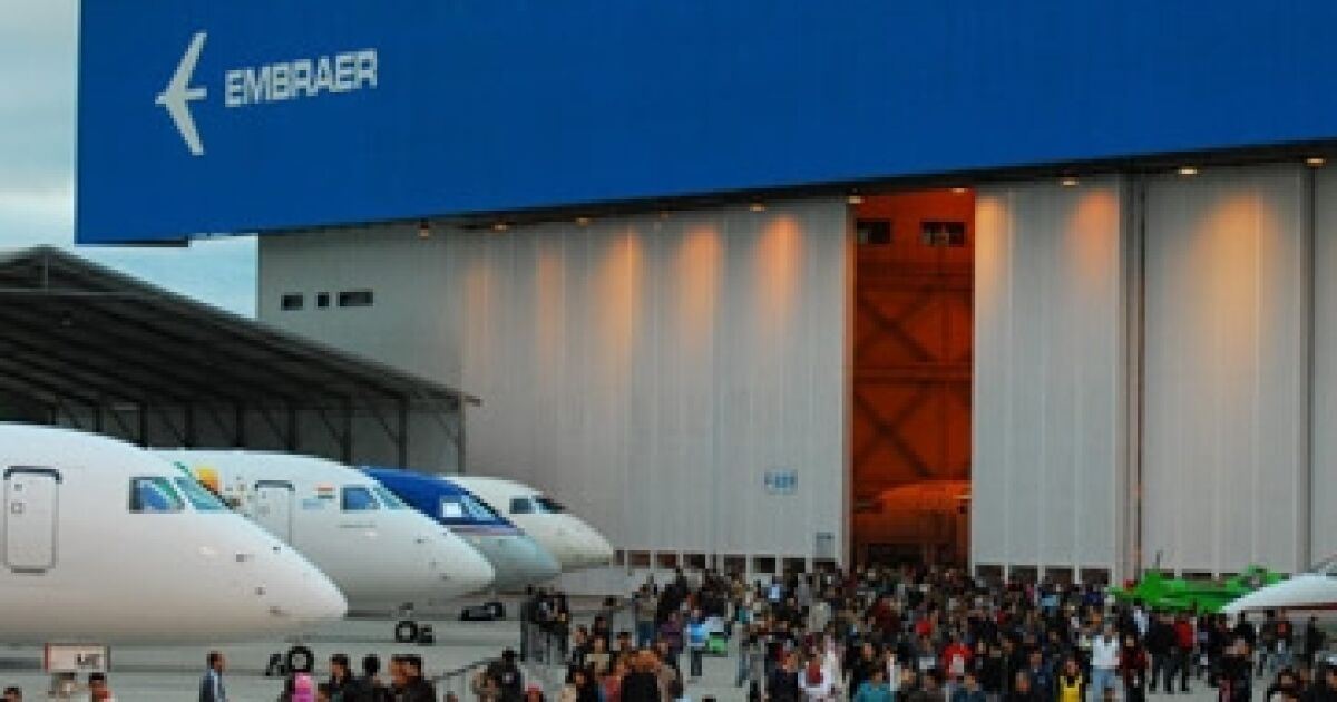 Embraer recibe pedidos con valor de 2,600 mdd
