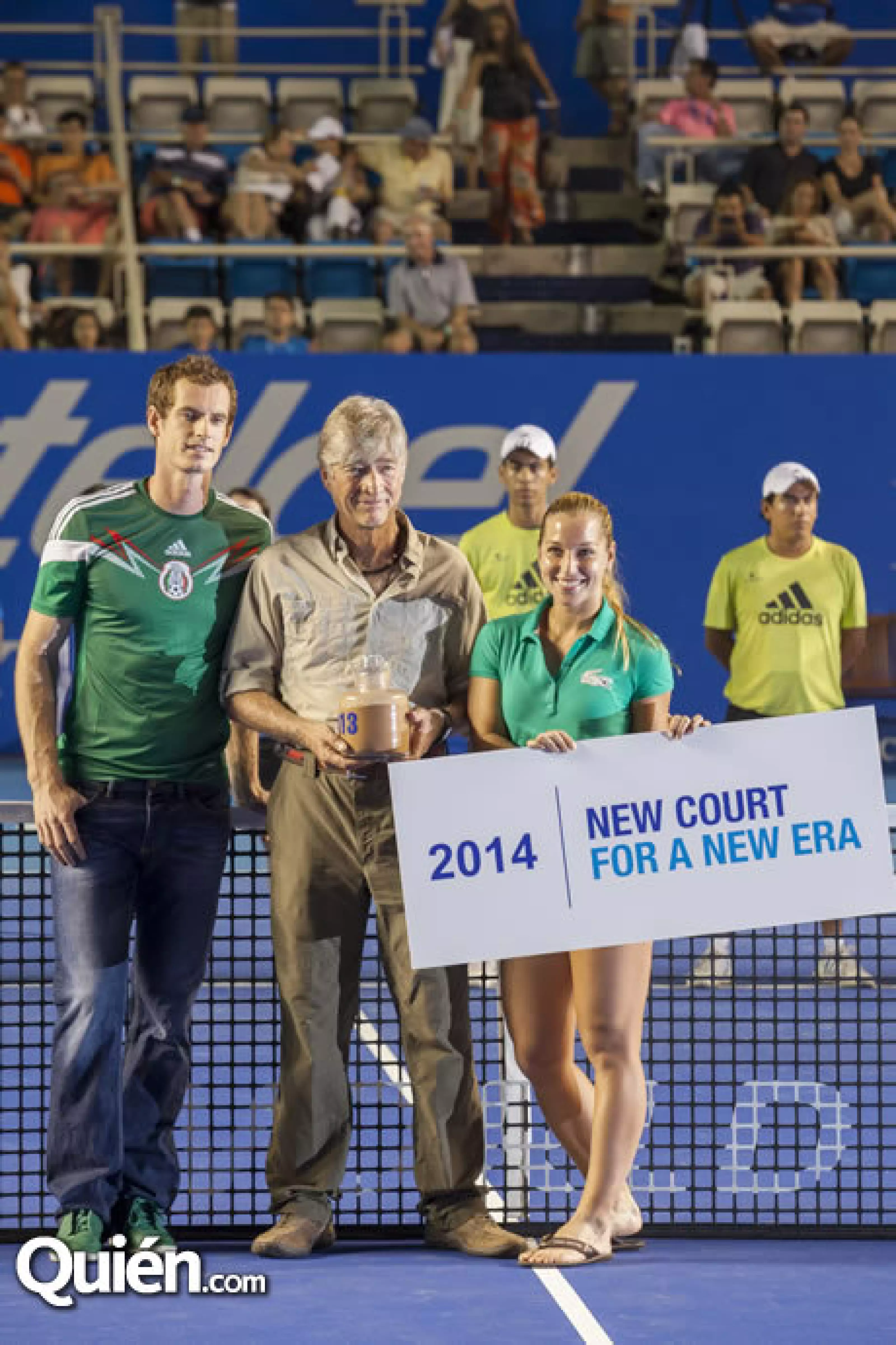 Alejandro Burillo recibe reconocimiento en Abierto Mexica...