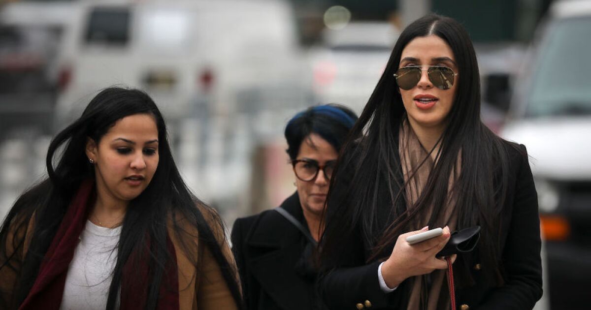 ¿Por qué se retrasó la sentencia de Emma Coronel en Estados Unidos?