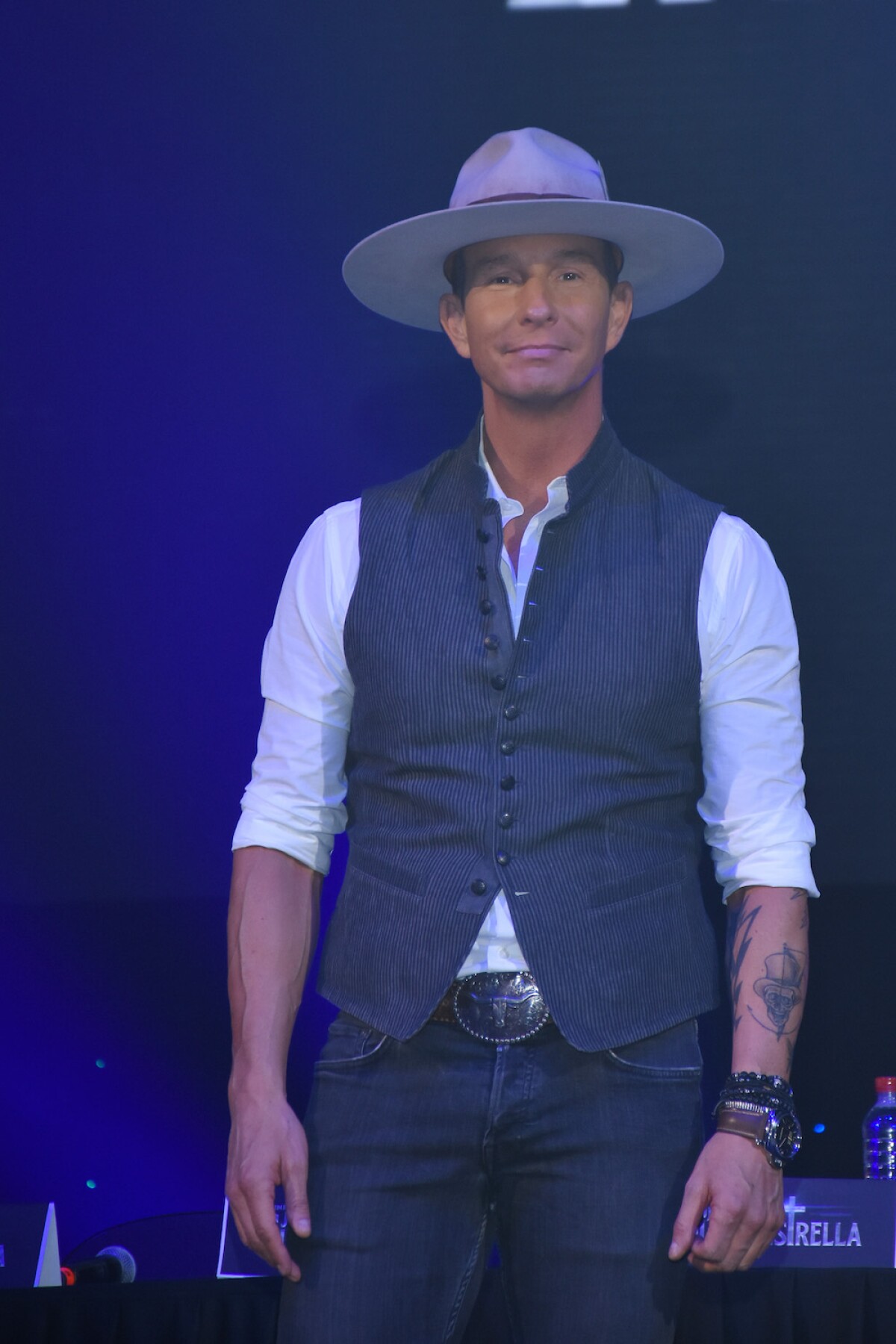 Erik Rubín regresa al teatro como Judas en 'Jesucristo Súper Estrella'