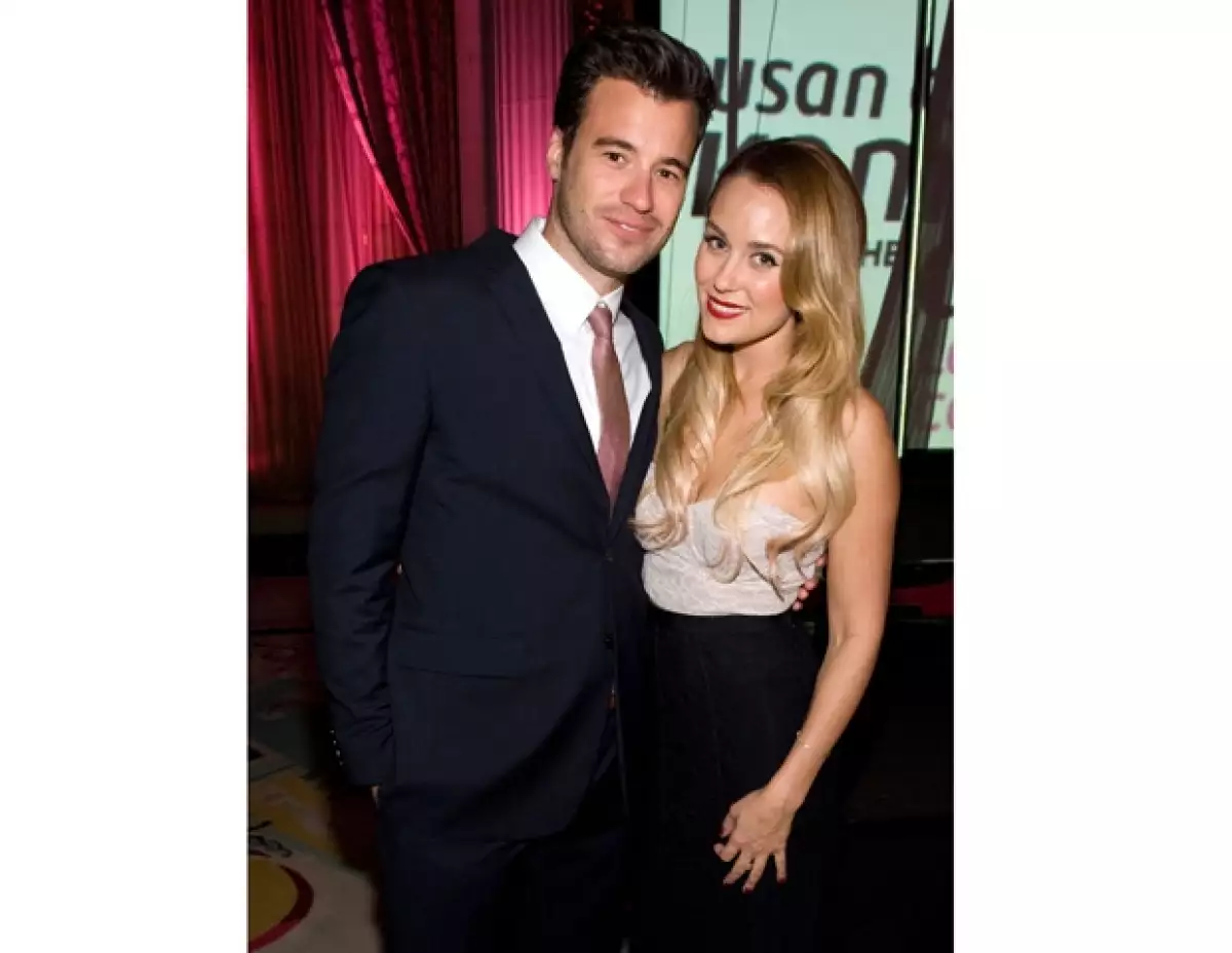 Lauren Conrad, ex estrella de reality, anunció su compromiso