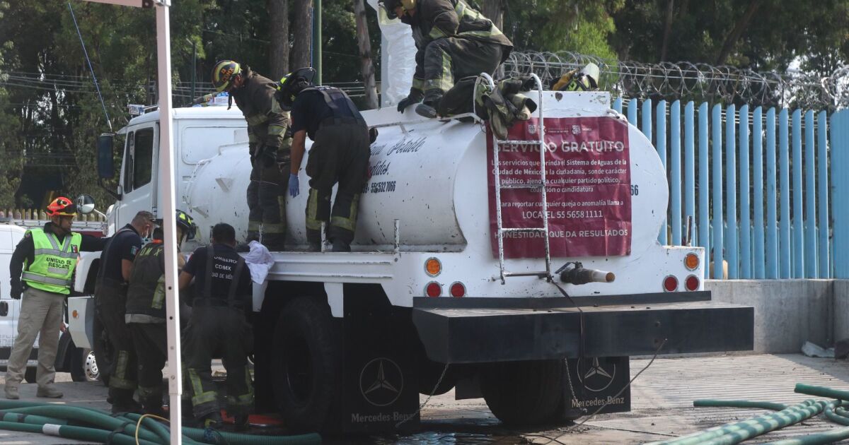 Hallan cuerpo de una mujer al interior de una pipa de agua