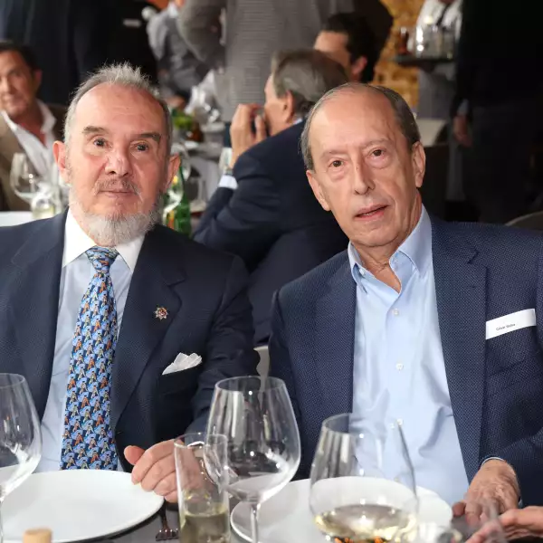 Toreros y amantes de la fiesta brava celebran la reapertura de la Plaza ...