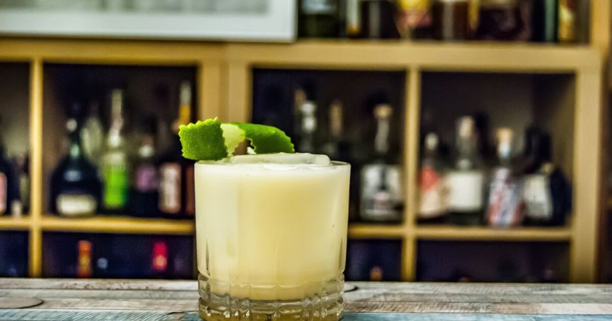 Margarita: el trago que todo amante de la coctelería debe saber hacer