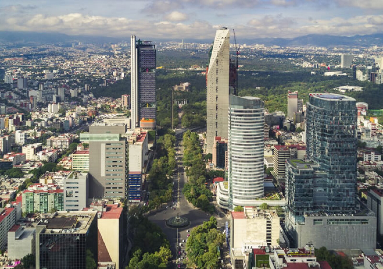 La Ciudad de México se ubica entre las cinco megaurbes del mundo