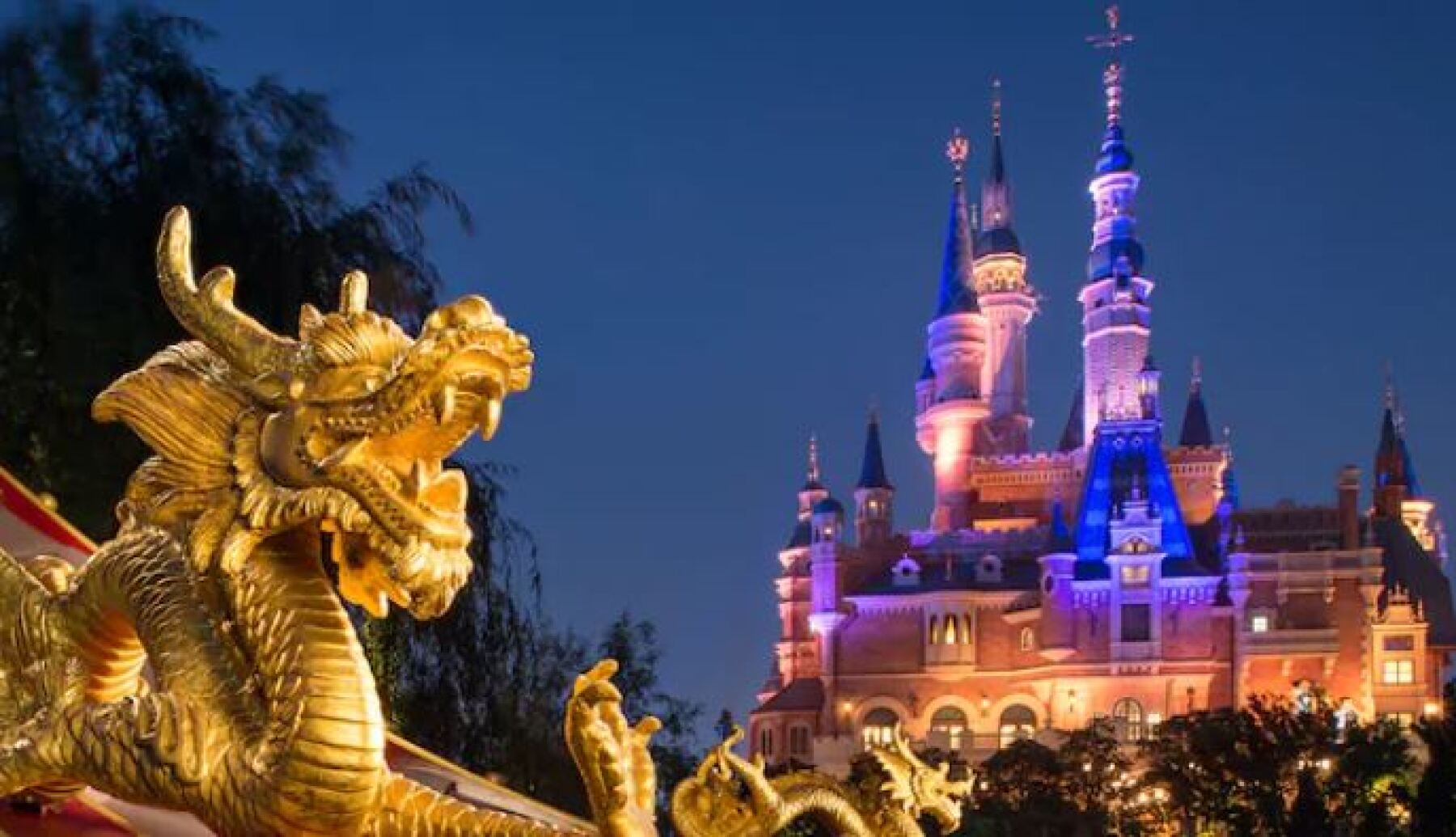 El parque Shanghai Disney Resort cierra en su temporada más alta por ...