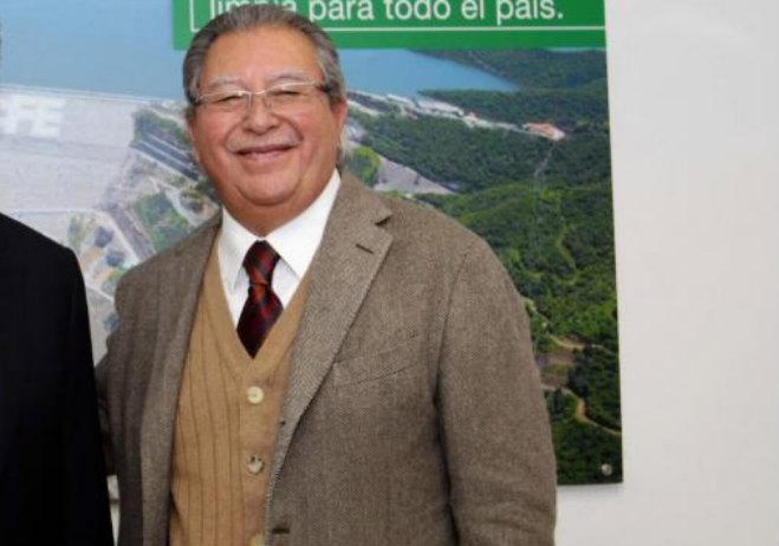 Francisco Rojas renuncia a la dirección de CFE