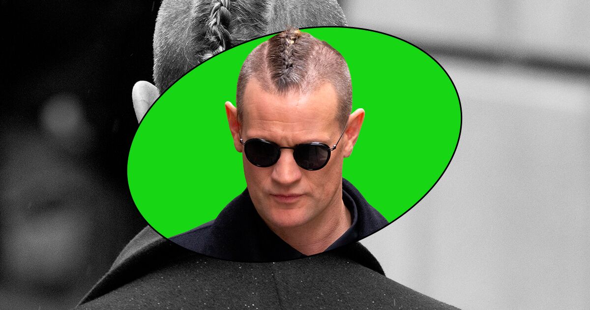 Matt Smith estrena look y llega a Fashion Week con un mohawk trenzado