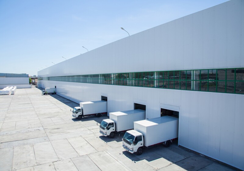 4 líderes de la demanda de naves industriales en 2017