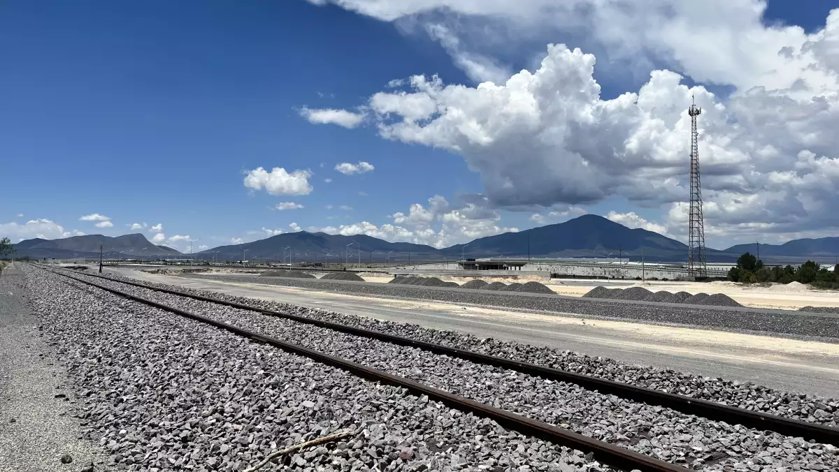 Trenes de pasajeros en México avanzan con respaldo privado y segunda vía