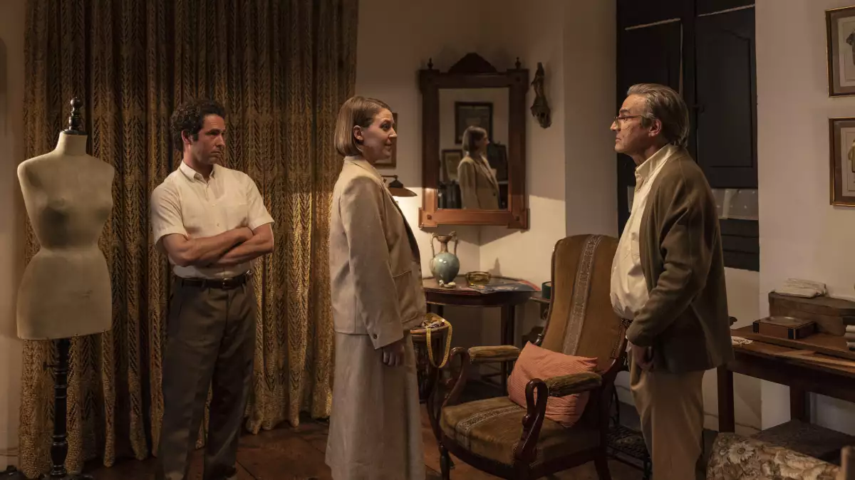 ¿Quién fue Ramón Esparza, la mano derecha de Cristóbal Balenciaga?