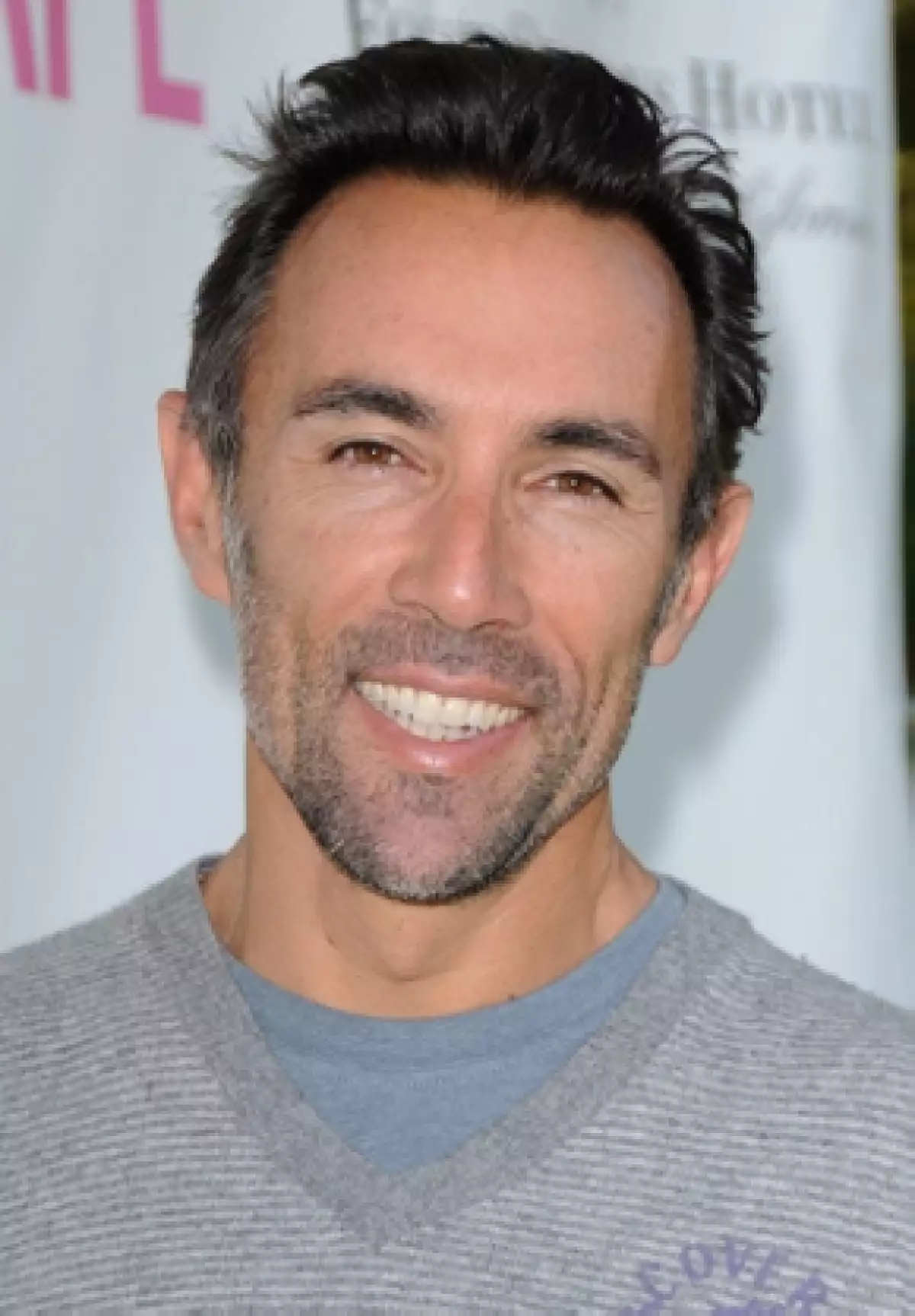 Fallece hijo de Anthony Quinn