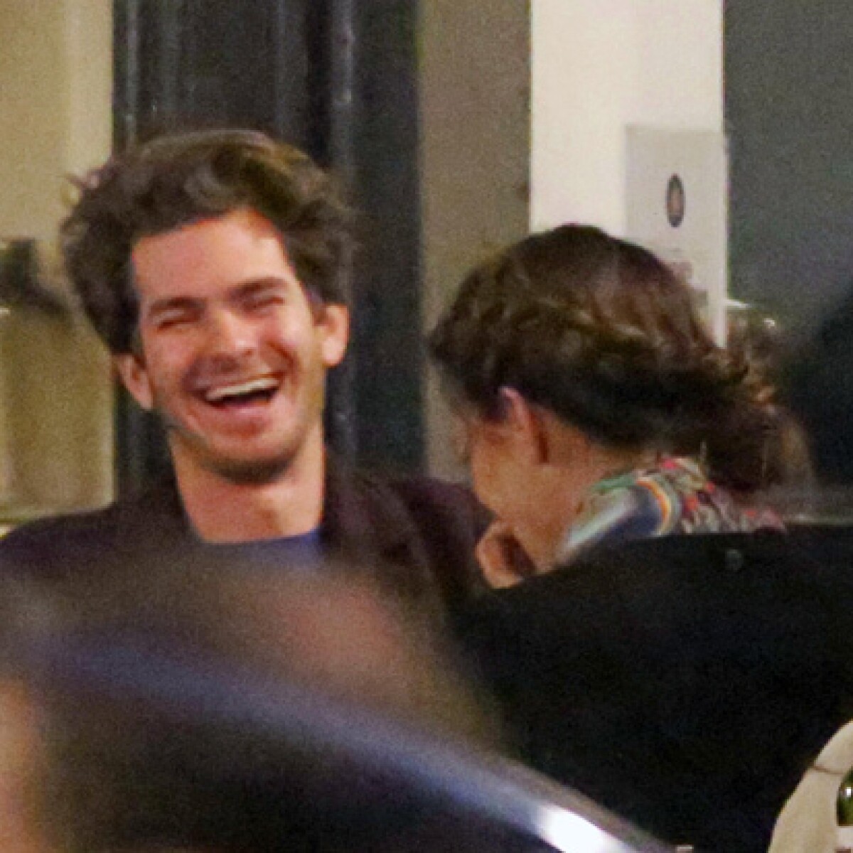 ¿El amor le vuelve a sonreír a Andrew Garfield tras cortar con Emma?