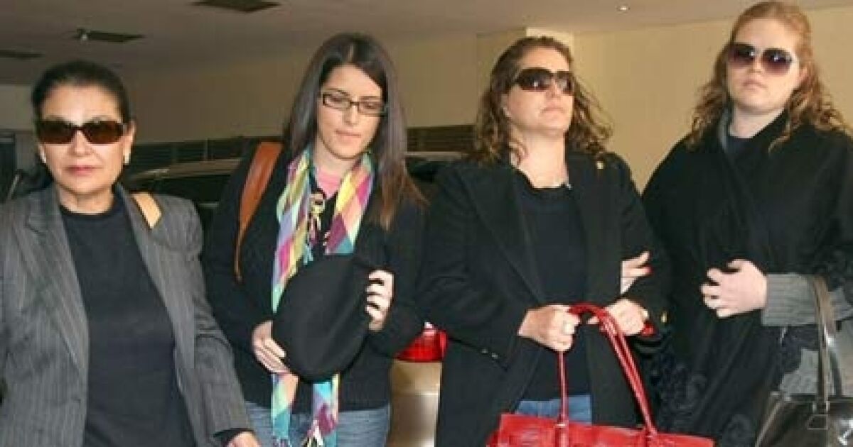 Personalidades despiden a Jorge Vargas