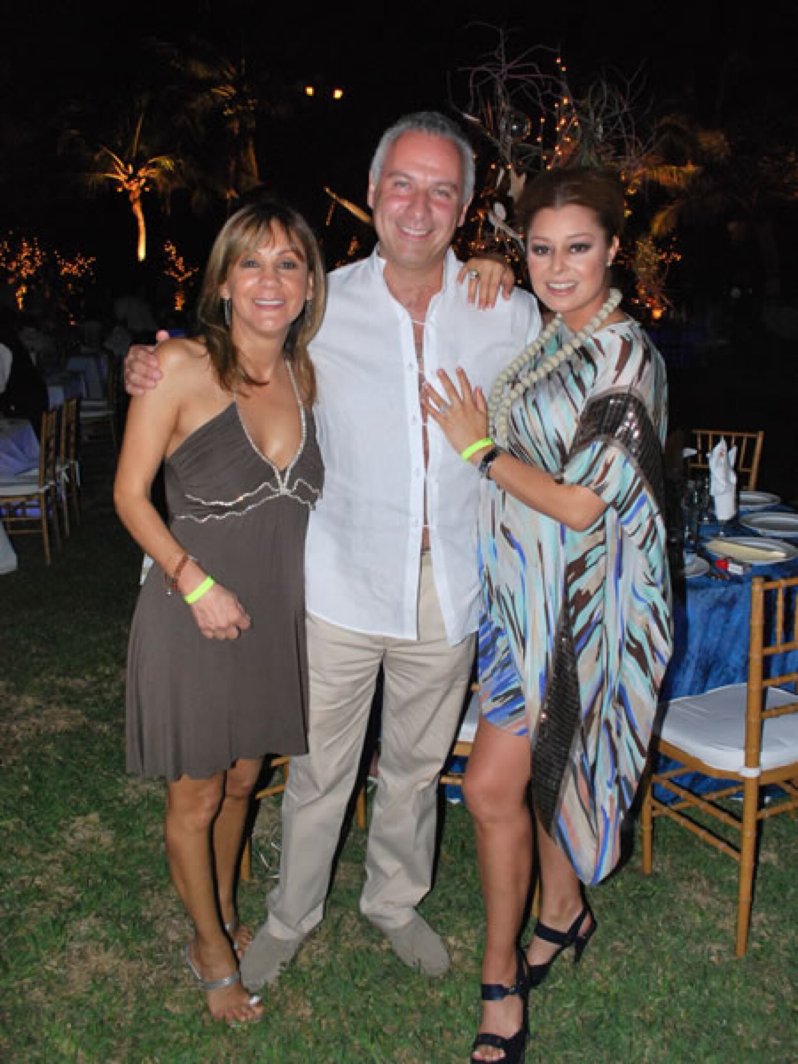 Alejandra y Paco Cobos su boda en Acapulco