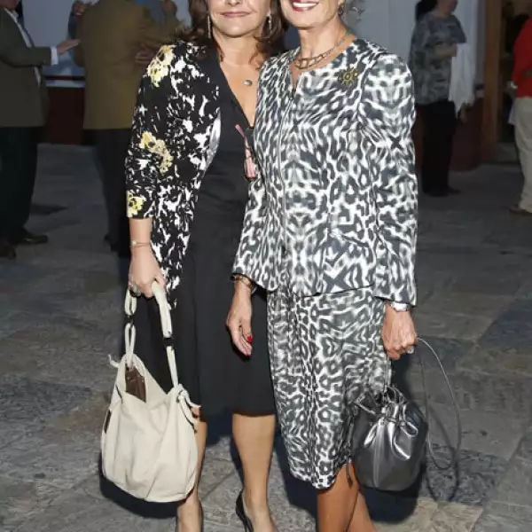 Festejan el 40 aniversario del Colegio Olinca