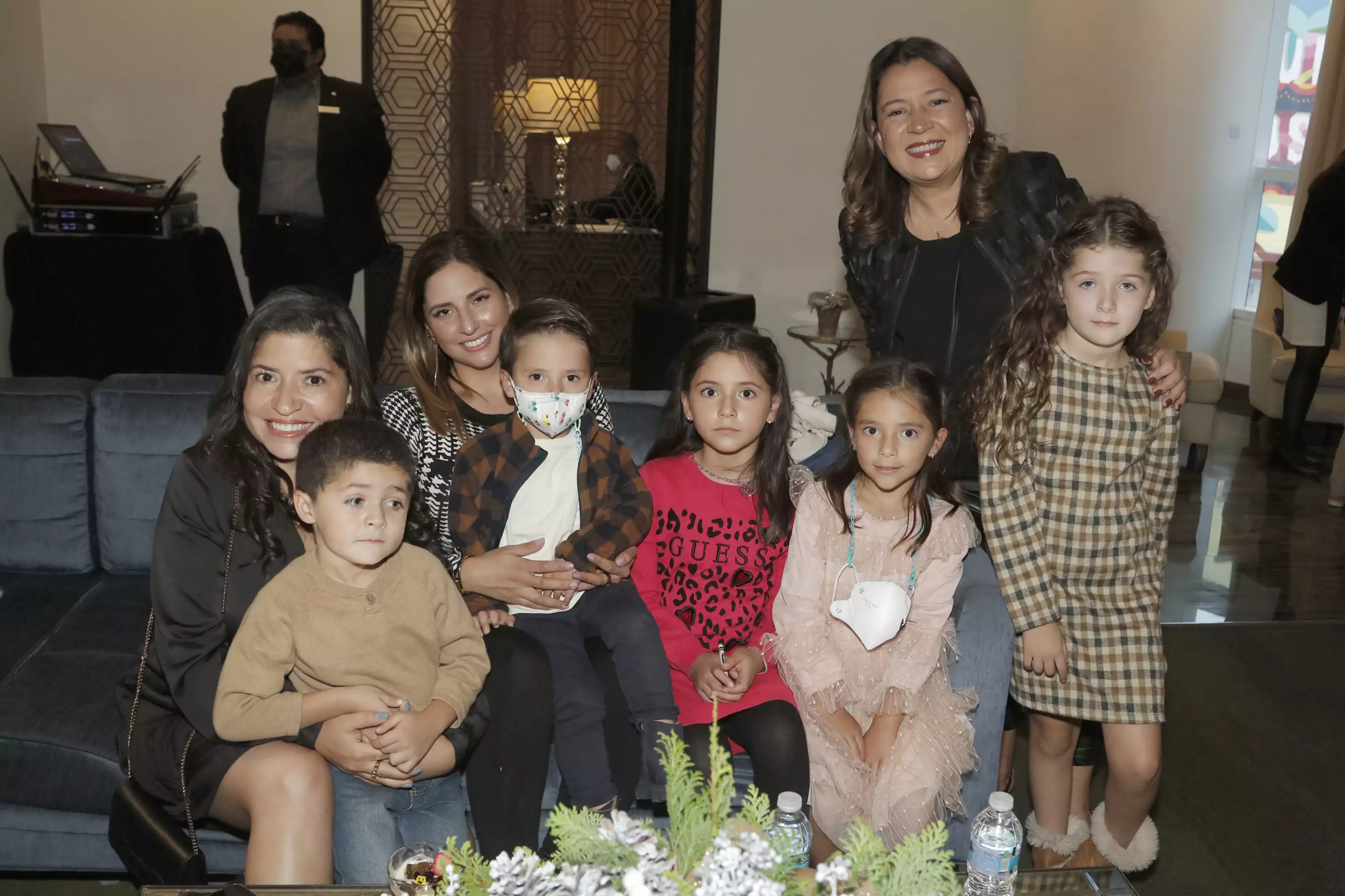 Isa Valero y Horacio Pancheri en la Navidad del St. Regis