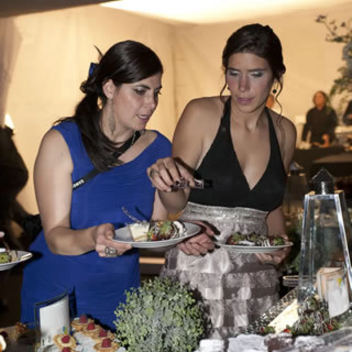 Unen sus vidas Mónica Argüelles y Alejandro Negrete