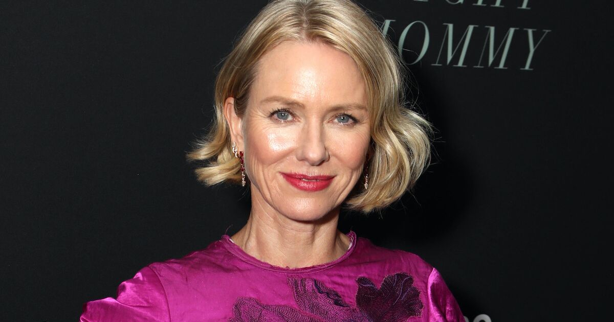 Naomi Watts habla abiertamente de su experiencia con la menopausia