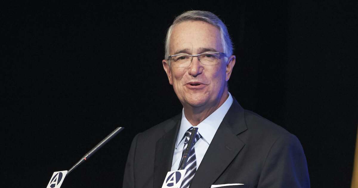 Ricardo Salinas está hospitalizado y advierte: “Regresaré como un ...