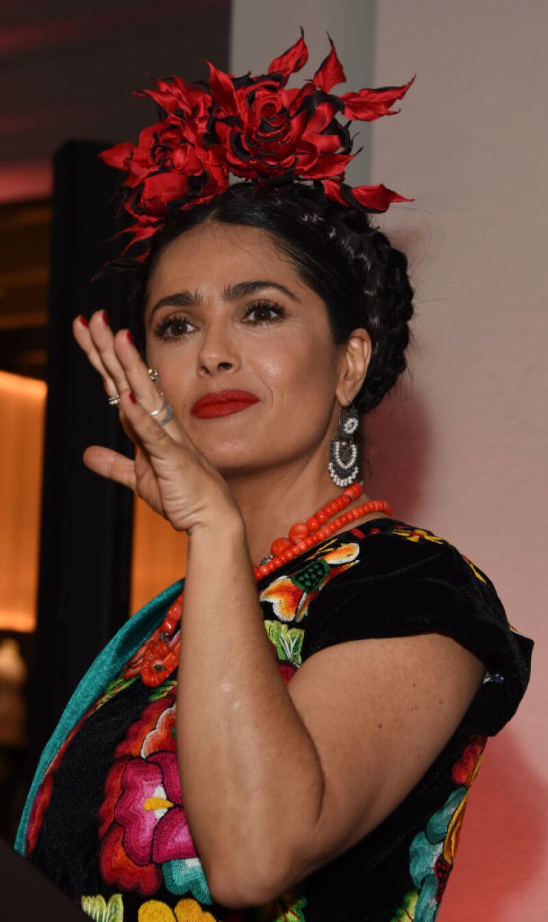 Luego de 15 años, Salma Hayek vuelve a vestirse de Frida Kahlo