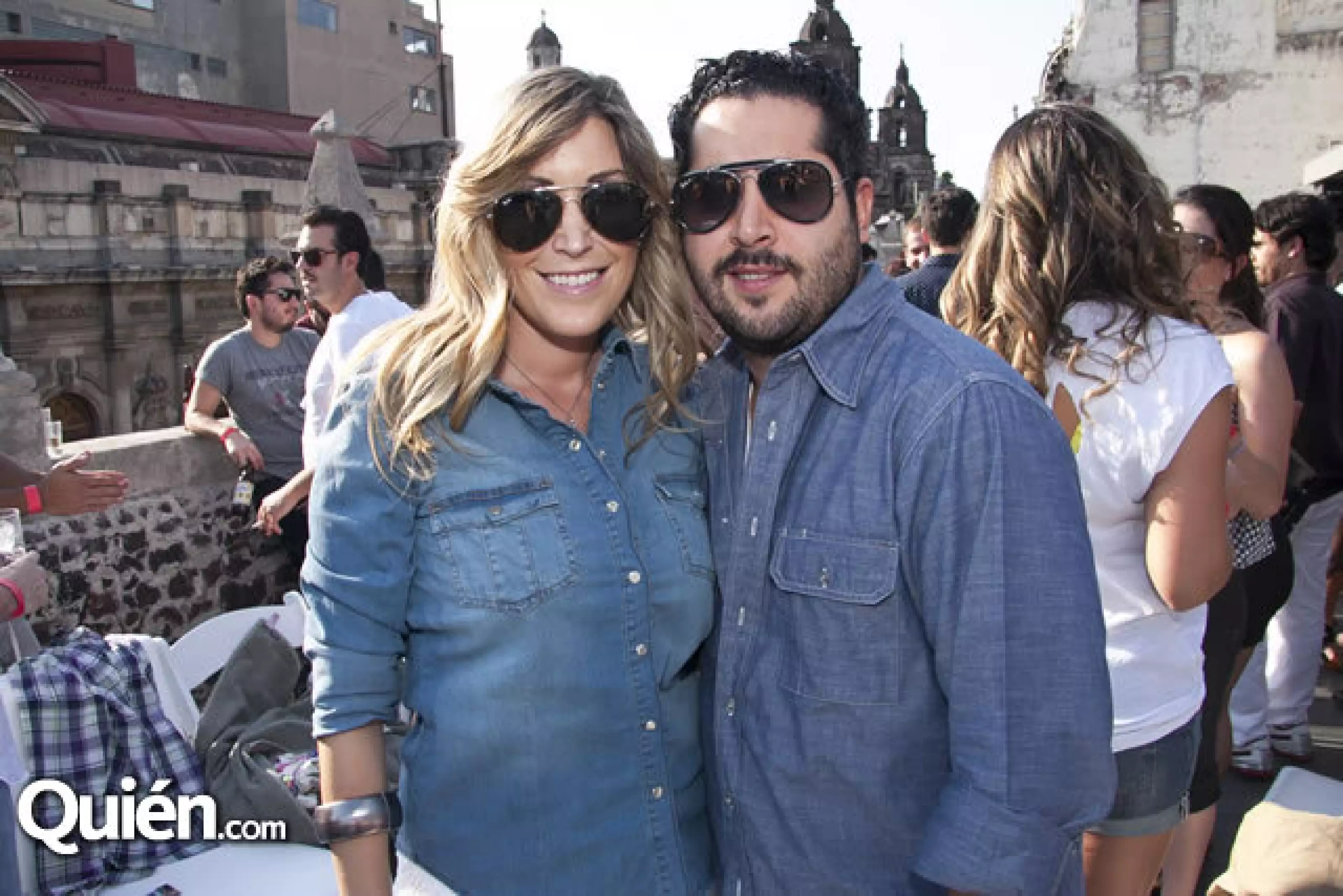 Isaac Bissu y Alexia Camil de fiesta en `Downtown´