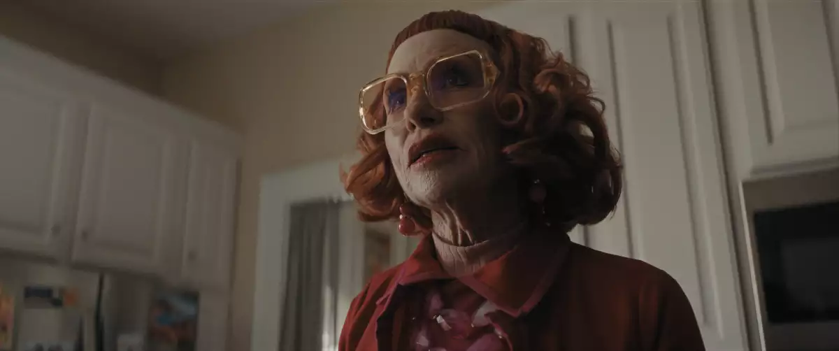 ¿Quién es Amy Madigan, la ganadora del Oscar a Mejor actriz de reparto ...