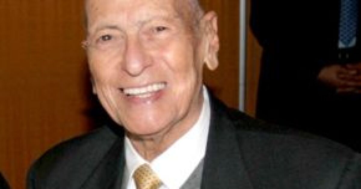 Defienden testamento de Isaac Saba