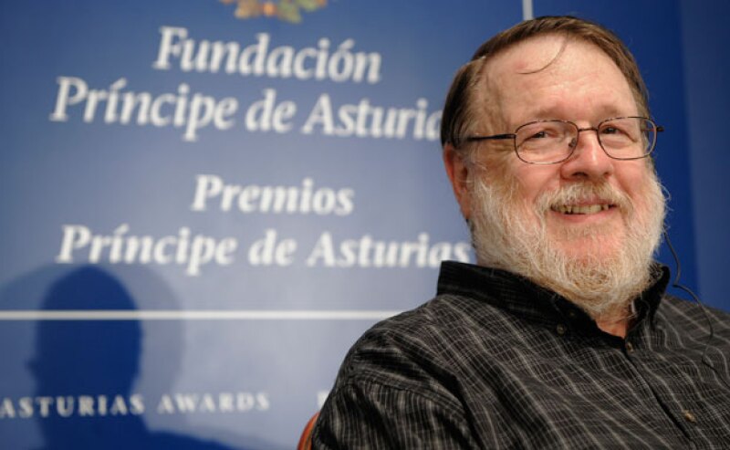 Muere el creador del correo electrónico y la "@", Ray Tomlinson