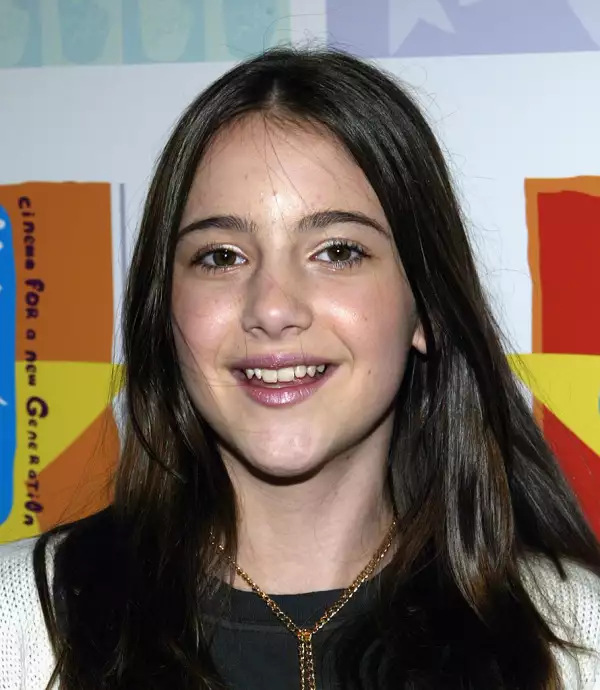 “Me pidió fotos sin ropa”: Alexa Nikolas acusa a Joe Jonas