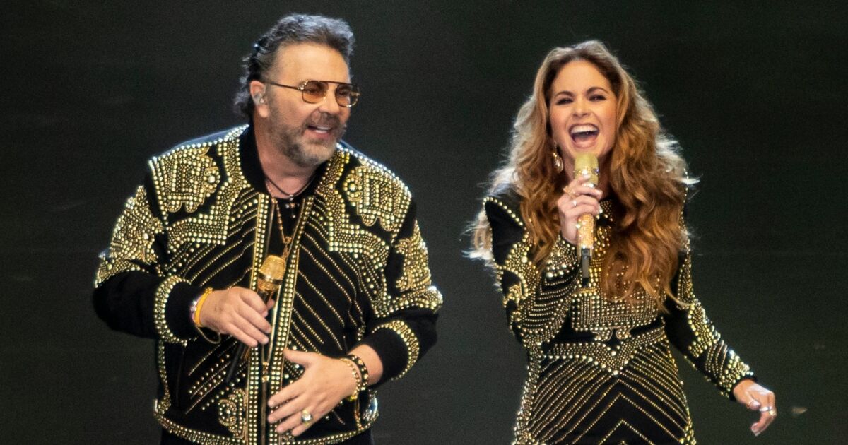 Mijares le dedicó su nuevo disco a Lucero, la cantante lo aclara