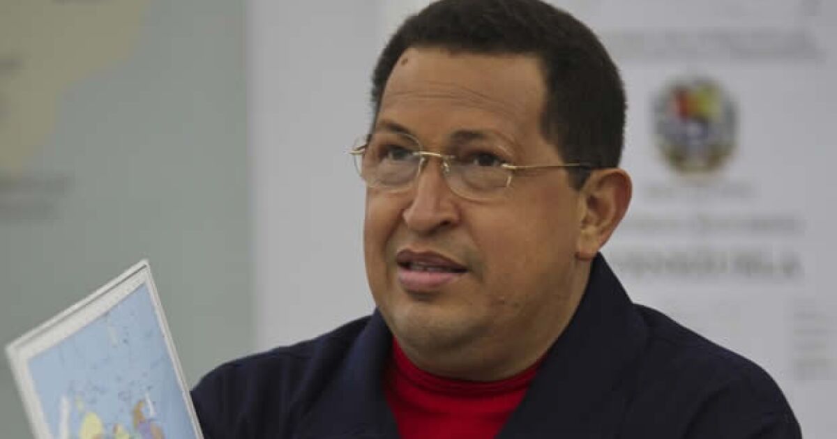 El venezolano Hugo Chávez recibirá tratamiento contra el cáncer en Brasil