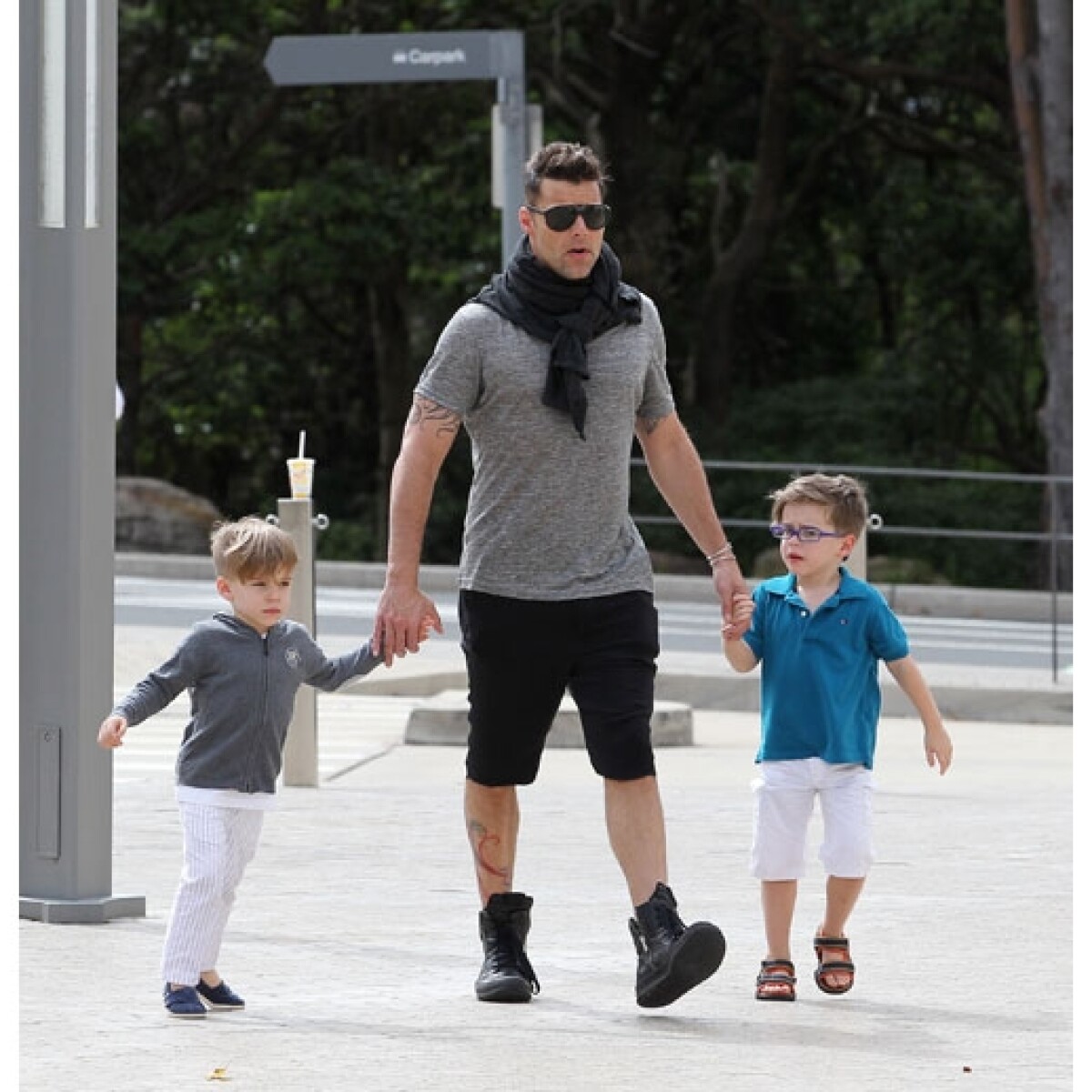 Ricky Martin presume a sus hijos trilingües