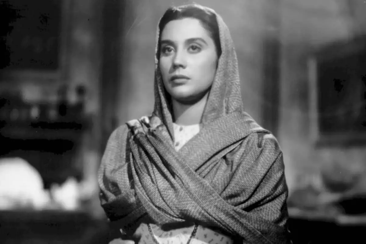 Escritor, futbolista y rockero "frustrado"… él es Luis de Llano Macedo