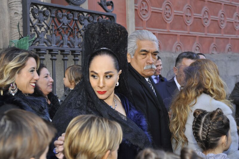 Lo que revelaron las fotos de la boda del hermano de Paulina Rubio