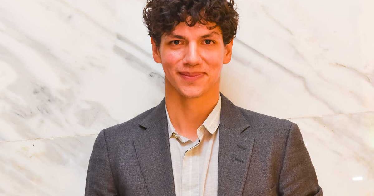 Isaac Hernández comparte como es su vida desde que se convirtió en padre