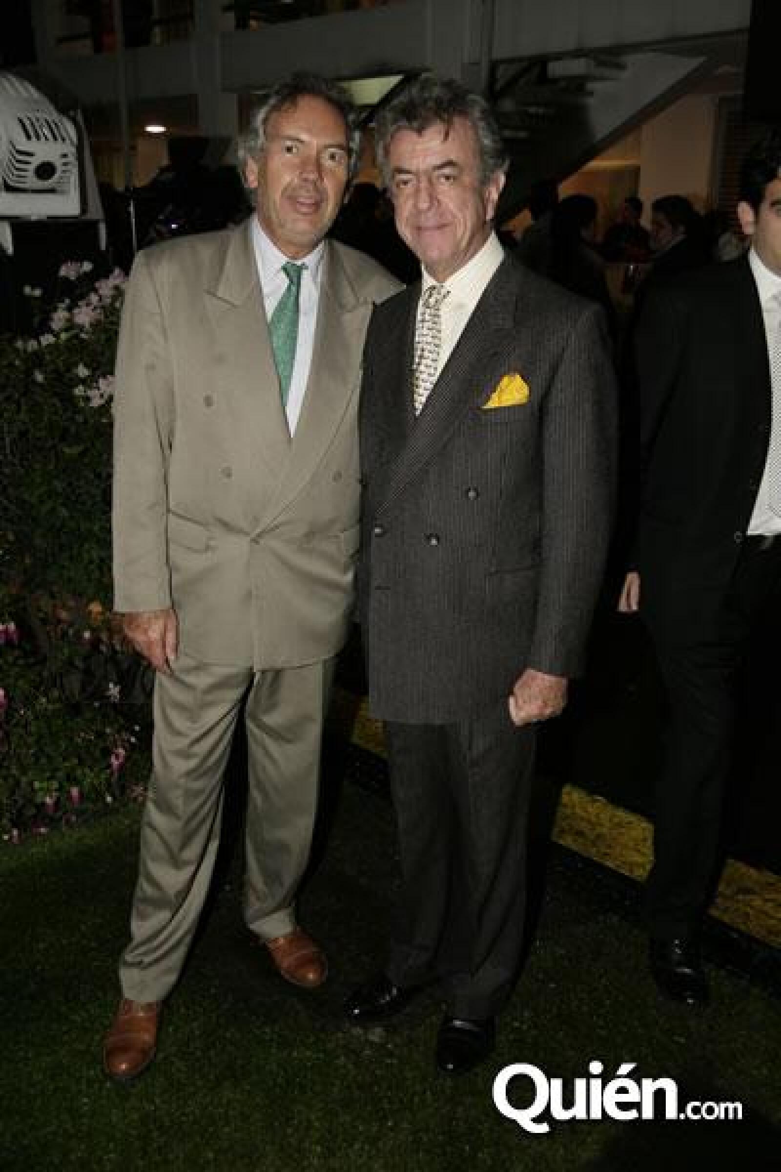 Manuel Arango festeja a la Reina Isabel II