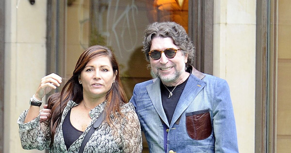 Joaquín Sabina se casa en secreto con su musa, Jimena Colorado